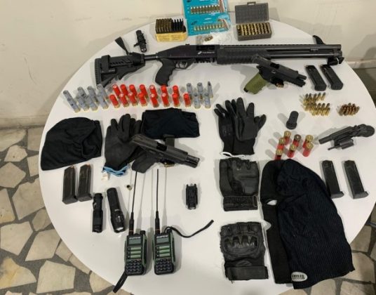 Policiais do Ceará são presos suspeitos de homicídio, roubo e disparos ...